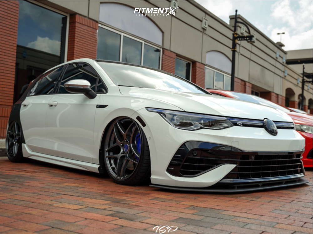 2023 Volkswagen Golf R Base with 19x8.5 Kansei Astro and Atlas 215x35 ...