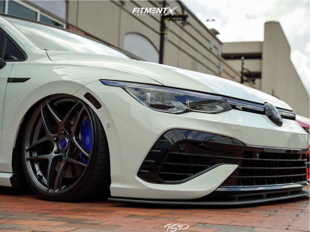 2023 Volkswagen Golf R Base with 19x8.5 Kansei Astro and Atlas 215x35 ...