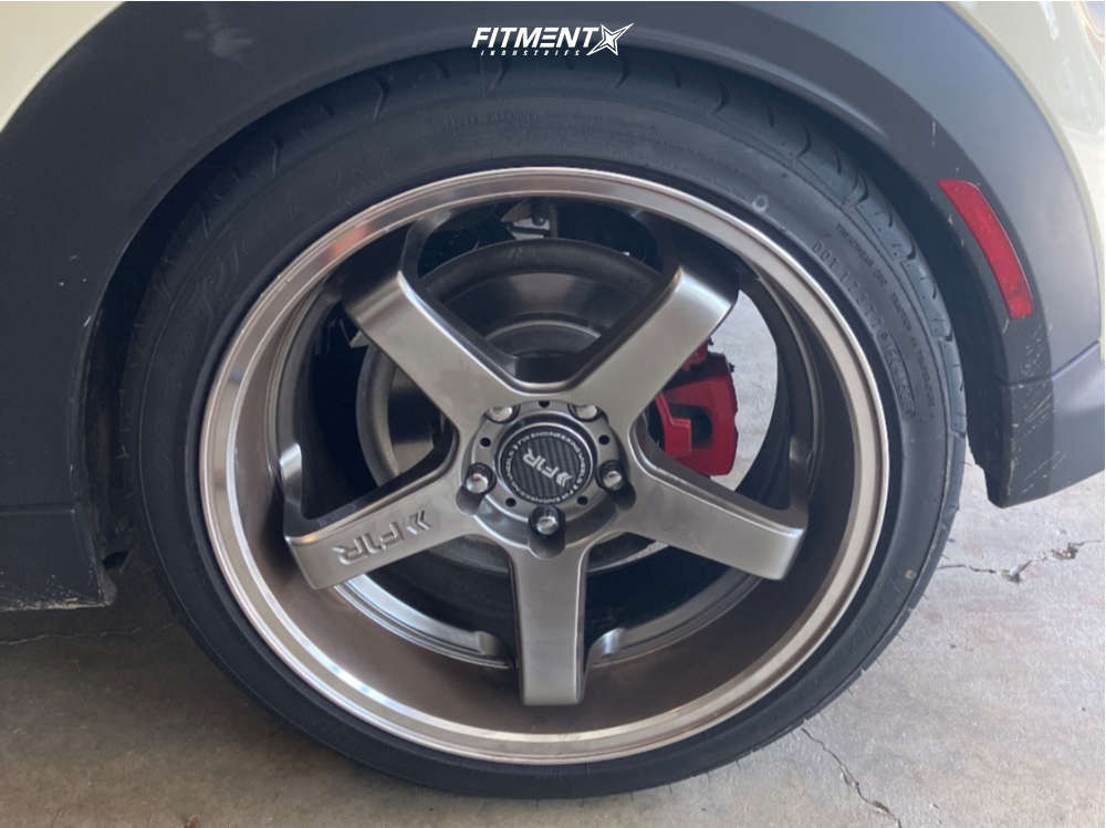 2023 Mini Cooper John Cooper Works with 18x8.5 F1R Fc5 and Nitto 225x40 ...