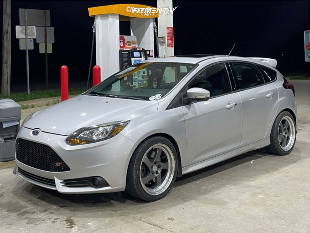 2013 Ford Focus ST with 18x8.5 Whistler Kr1 and Nitto 235x35 on Stock ...
