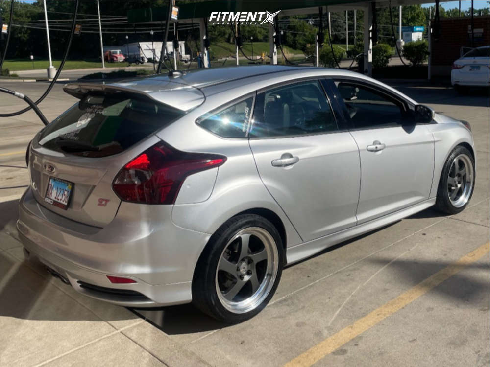 2013 Ford Focus ST with 18x8.5 Whistler Kr1 and Nitto 235x35 on Stock ...