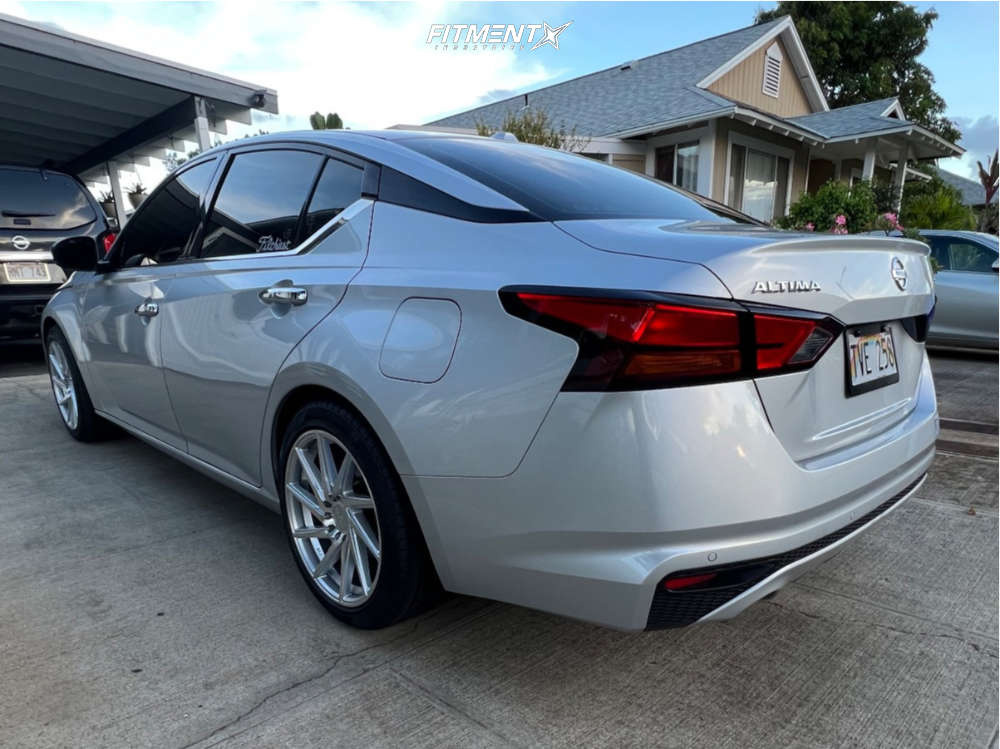 2019 Nissan Altima SL with 18x8.5 F1R F29 and Vercelli 235x45 on ...