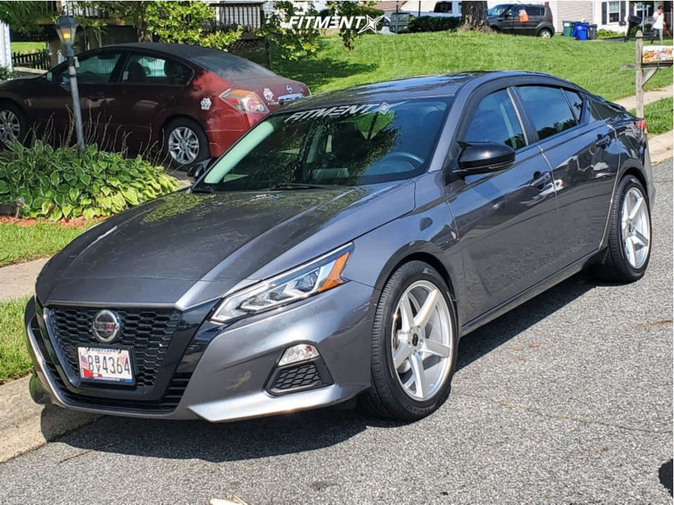 2020 Nissan Altima SR with 19x8.5 Vors Tr5 and Hankook 245x45 on Stock ...