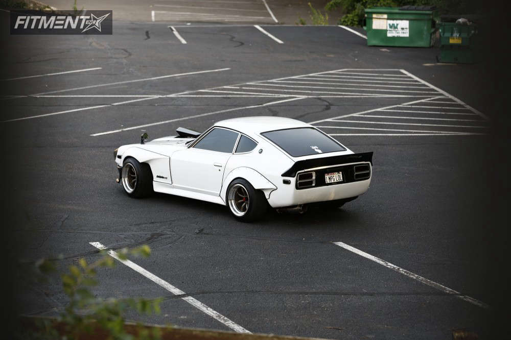 1976 Datsun 280Z Base with 15x10.5 Atara Racing Pisang and Kumho 225x50 ...