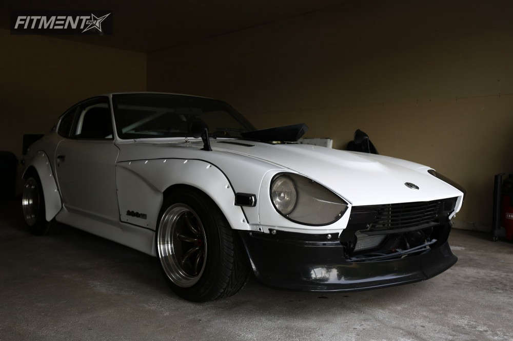 1976 Datsun 280Z Base with 15x10.5 Atara Racing Pisang and Kumho 225x50 ...