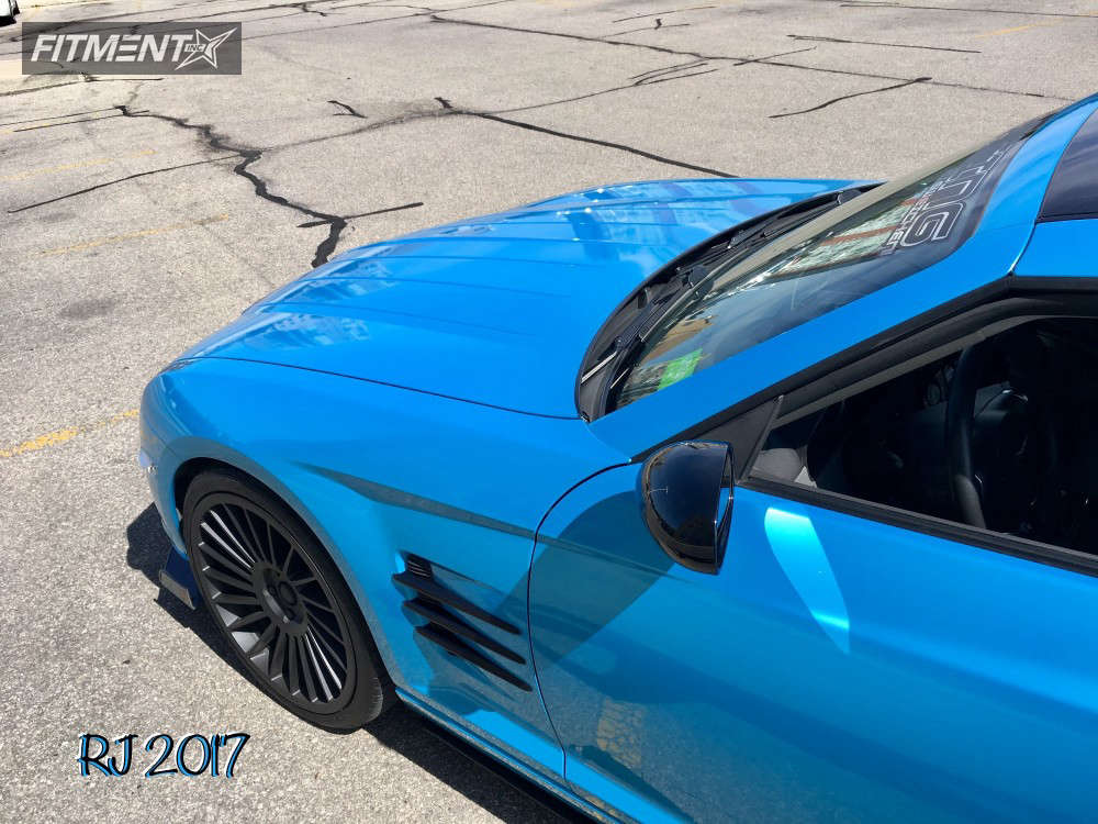 2004 Chrysler Crossfire Base with 19x8.5 Rotiform Ind-t and Falken ...