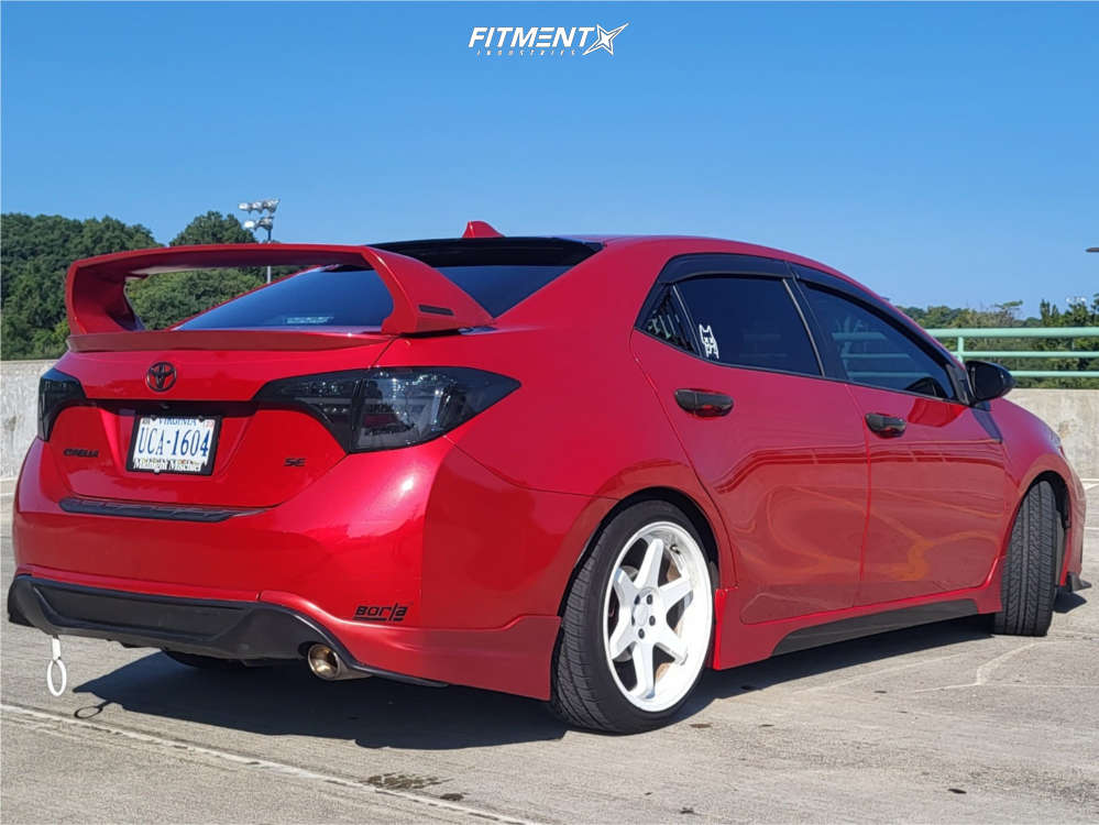 2018 Toyota Corolla SE with 18x8.5 ESR Sr07 and Vercelli 225x40 on ...