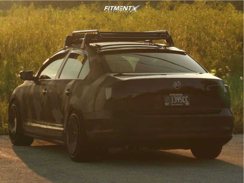 2017 Volkswagen Jetta S with 18x8.5 Rotiform Aerodisc and Vercelli ...