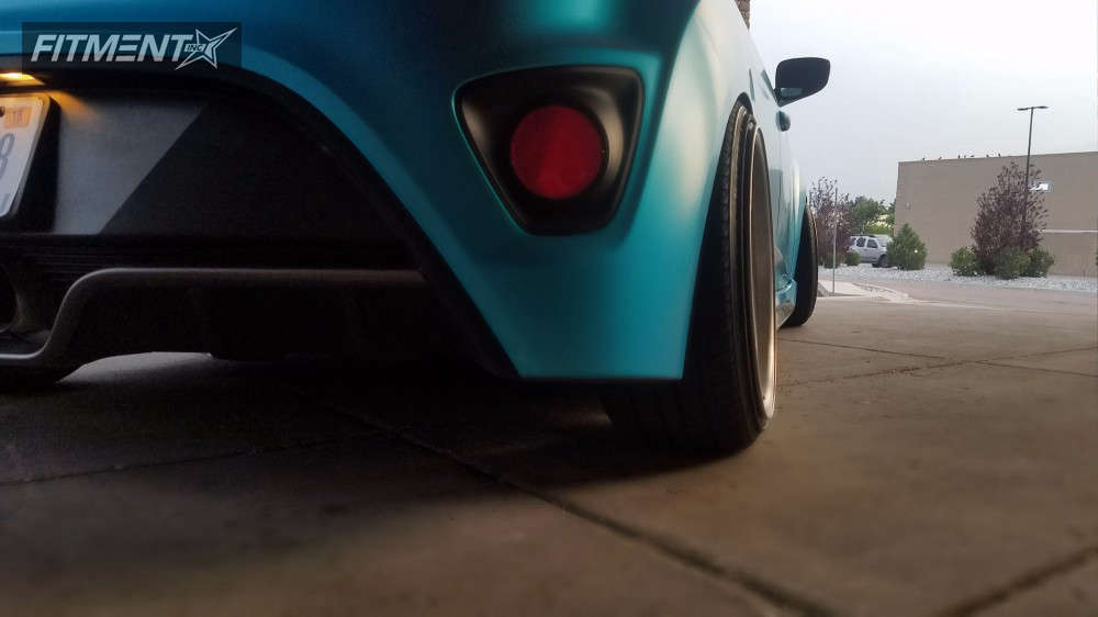 2016 Hyundai Veloster SE with 18x9.5 Zedd Slm and Westlake 215x35 on ...