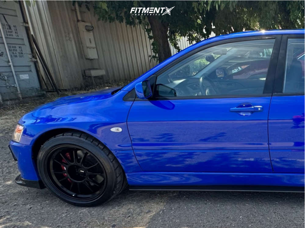 2004 Mitsubishi Lancer Evolution with 18x9.5 Konig Hypergram and Nitto ...