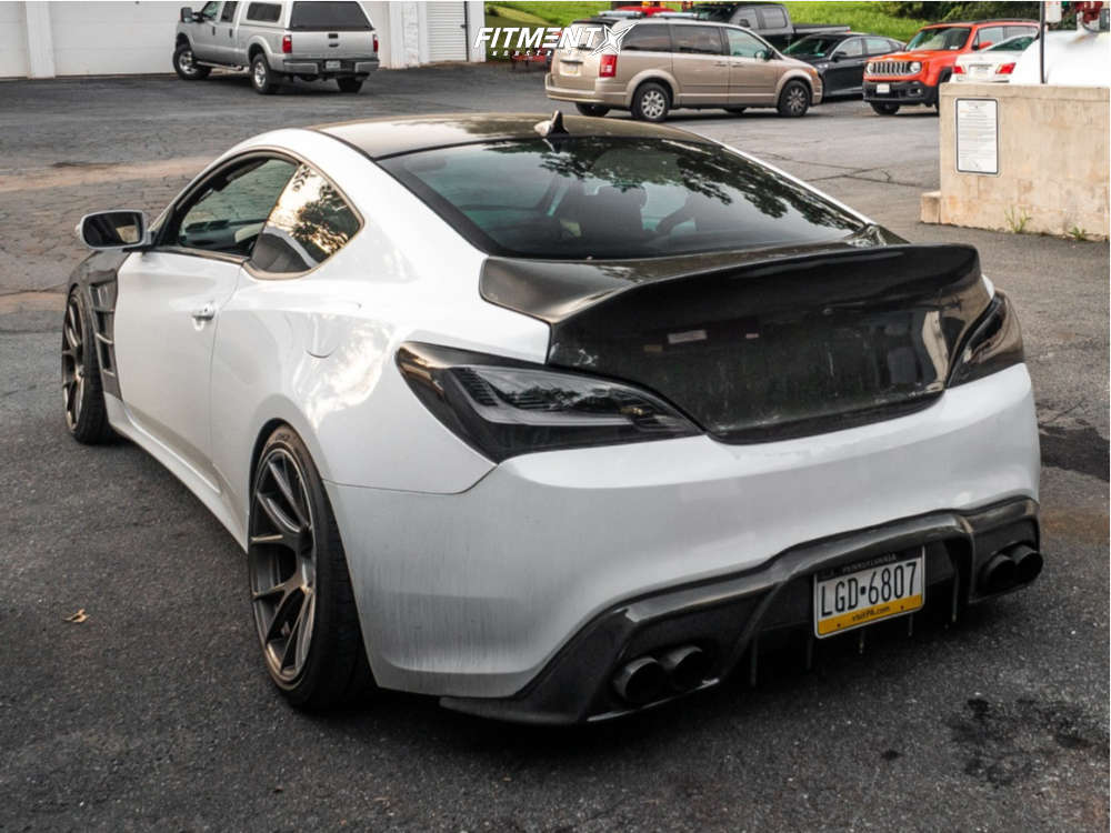 2016 Hyundai Genesis Coupe 3.8 R-Spec with 19x9.5 Konig Ampliform and ...