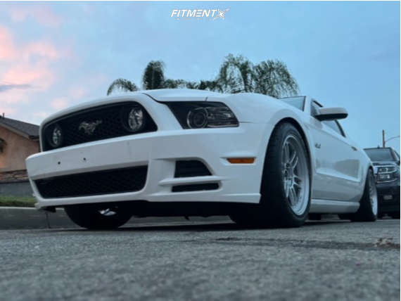2013 Ford Mustang GT with 18x10 Enkei Rpf1 and Nitto 275x40 on ...