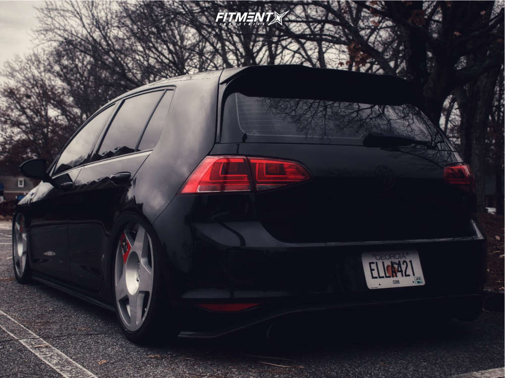 2017 Volkswagen GTI Performance with 18x8.5 Fifteen52 Tarmac and Barum ...
