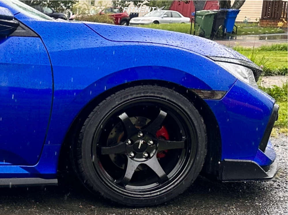 2018 Honda Civic LX with 18x9 Fast Wheels Fc09 and Joyroad 235x40 on ...