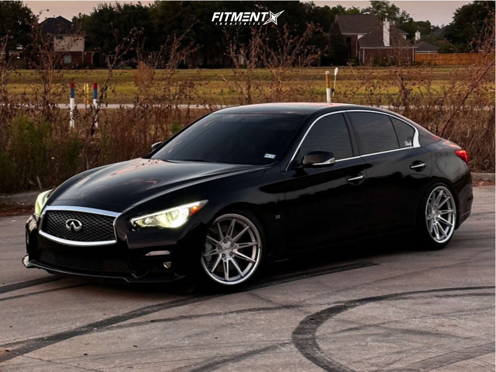 2014 INFINITI Q50 Sport with 19x10.5 Ferrada Cm2 and Dunlop 245x40 on ...