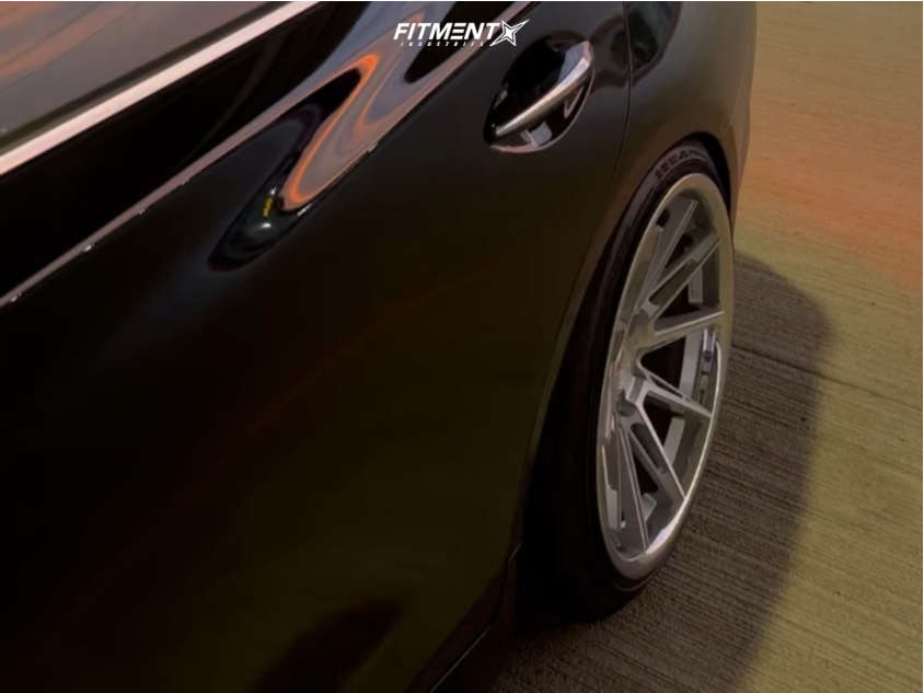 2014 INFINITI Q50 Sport with 19x10.5 Ferrada Cm2 and Dunlop 245x40 on ...