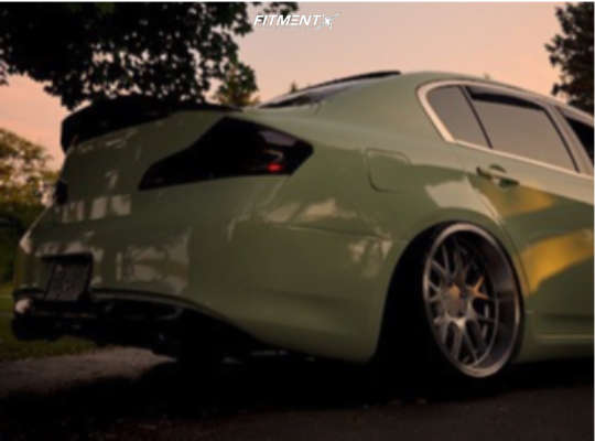 2015 INFINITI Q40 Base with 19x10.5 XXR 530d and Cosmo 235x35 on Air ...