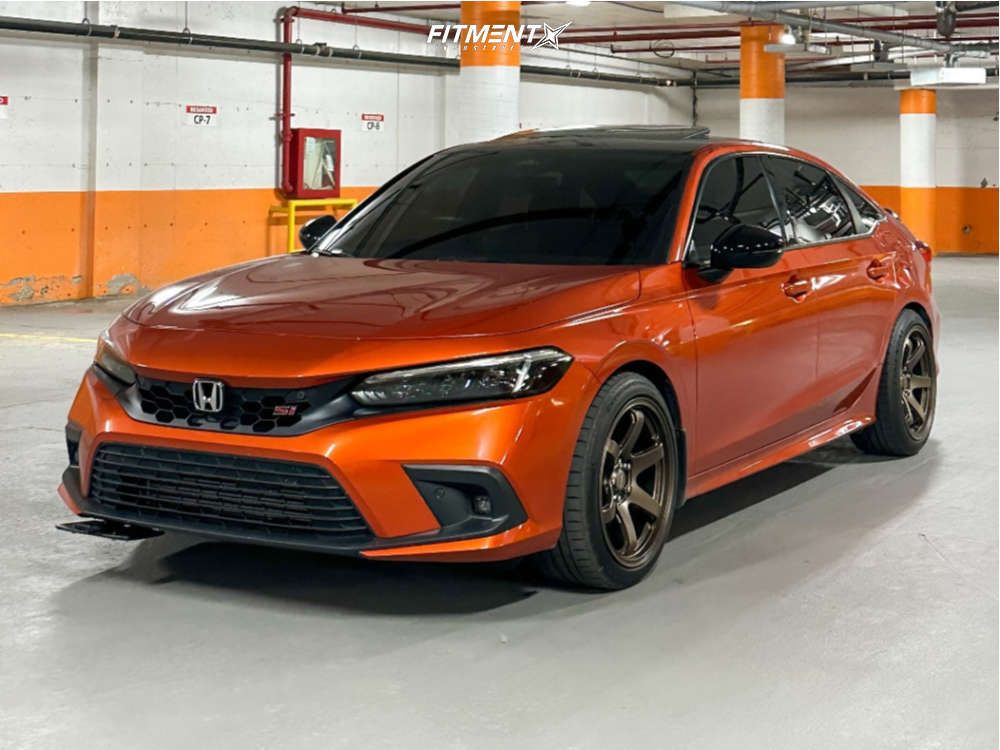 2022 Honda Civic Si with 18x9.5 Superspeed Rf06rr and Continental ...