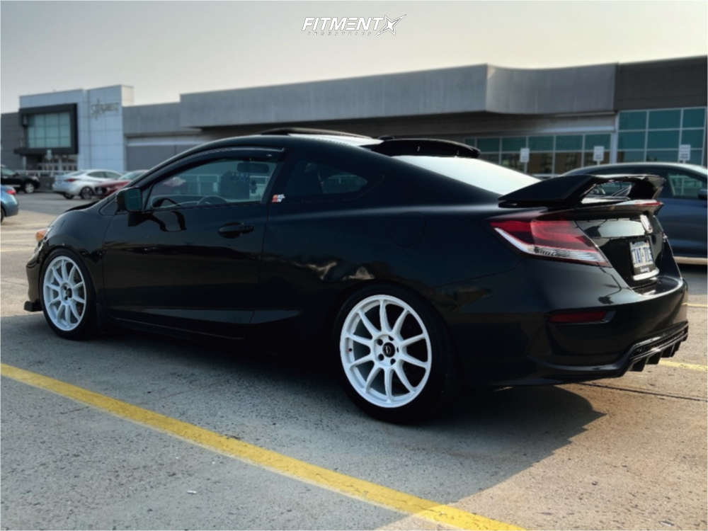 2015 Honda Civic Si with 18x8 Fast Wheels Dime and Falken 225x45 on ...