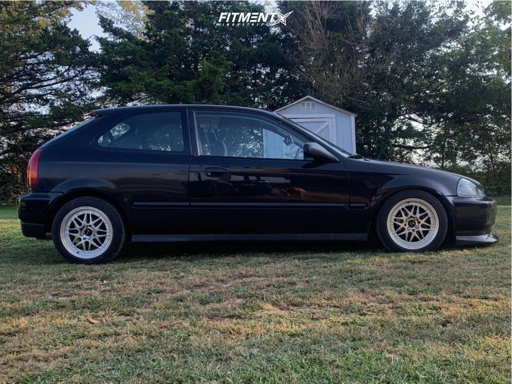 1998 Honda Civic DX with 15x7 Vors Vr7 and Falken 195x50 on Coilovers ...