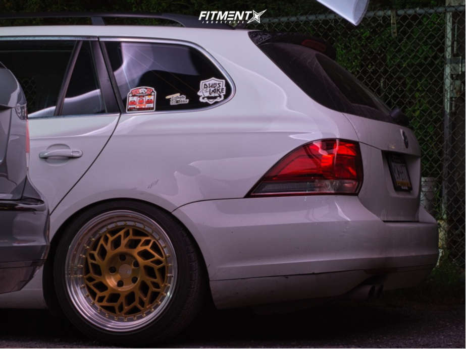 2014 Volkswagen Jetta TDI with 18x8.5 F1R R32 and Vercelli 225x45 on ...