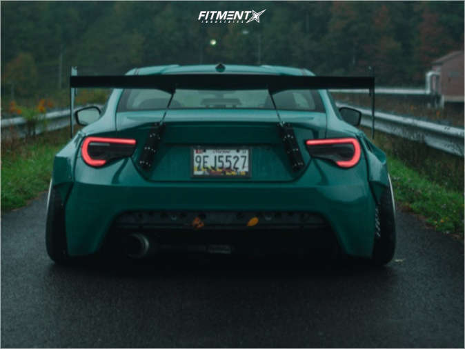 2013 Subaru BRZ Premium with 18x9.5 DTM Dtm-wb10 and Vercelli 215x35 on ...