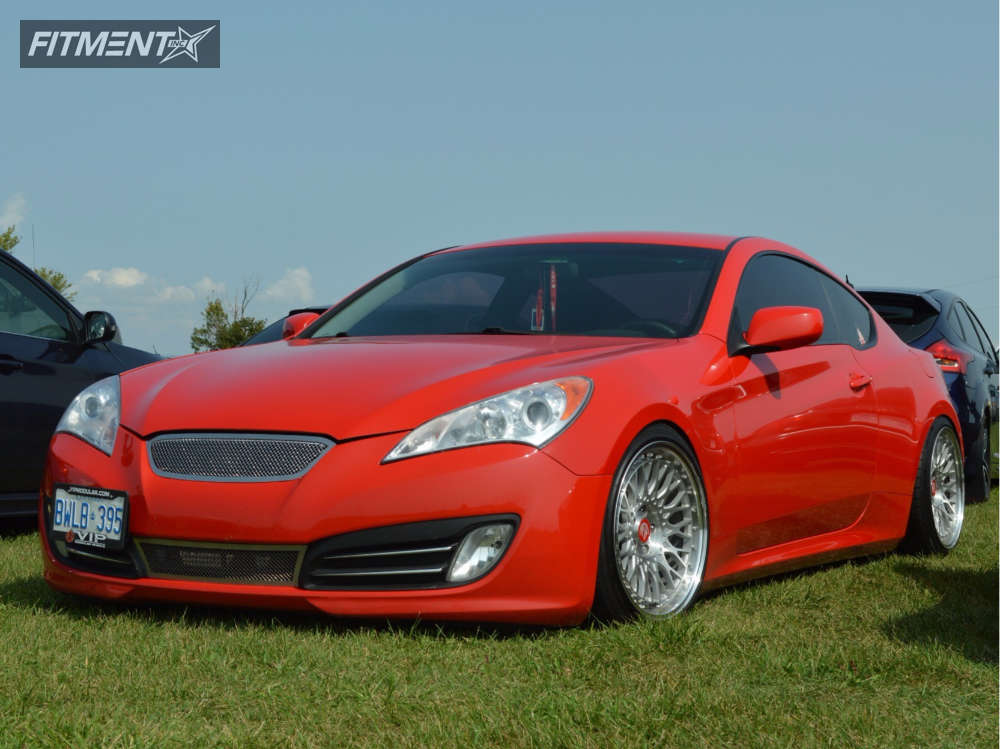 2011 Hyundai Genesis Coupe 2.0T 2dr Coupe (2.0L 4cyl Turbo 6M) with ...