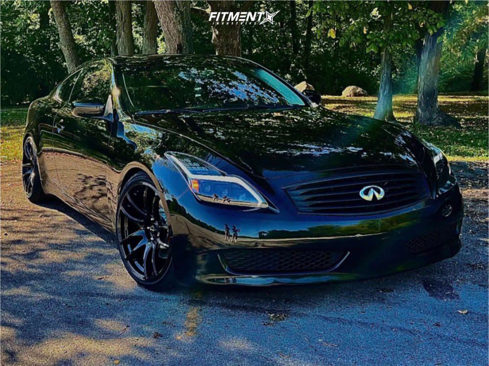 2009 INFINITI G37 X with 19x9.5 Vors Tr4 and Lexani 245x35 on Coilovers ...