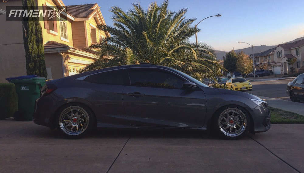 2017 Honda Civic LX with 18x8.5 ESR Sr09 and Lionhart 235x40 on ...