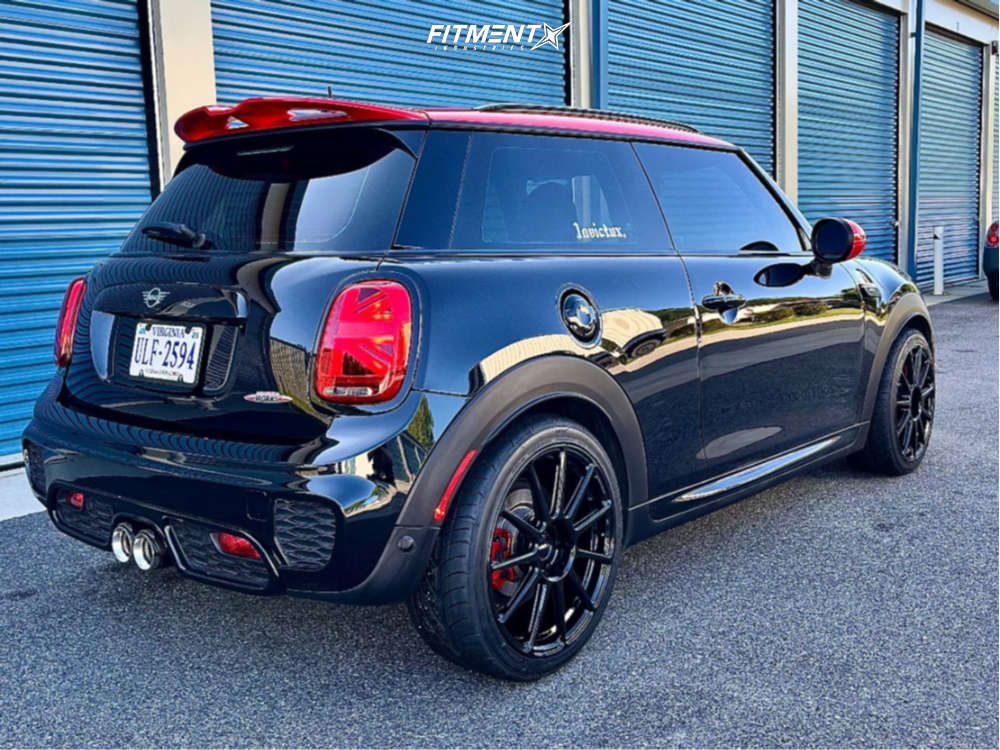 2019 Mini Cooper John Cooper Works with 18x8.5 Neuspeed Rse11r and ...