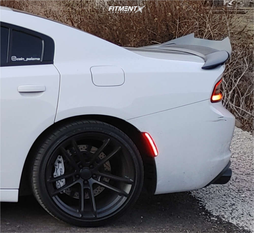 2017 Dodge Charger SE with 20x9 Voxx Replicas Hellcat Widebody 2 and ...
