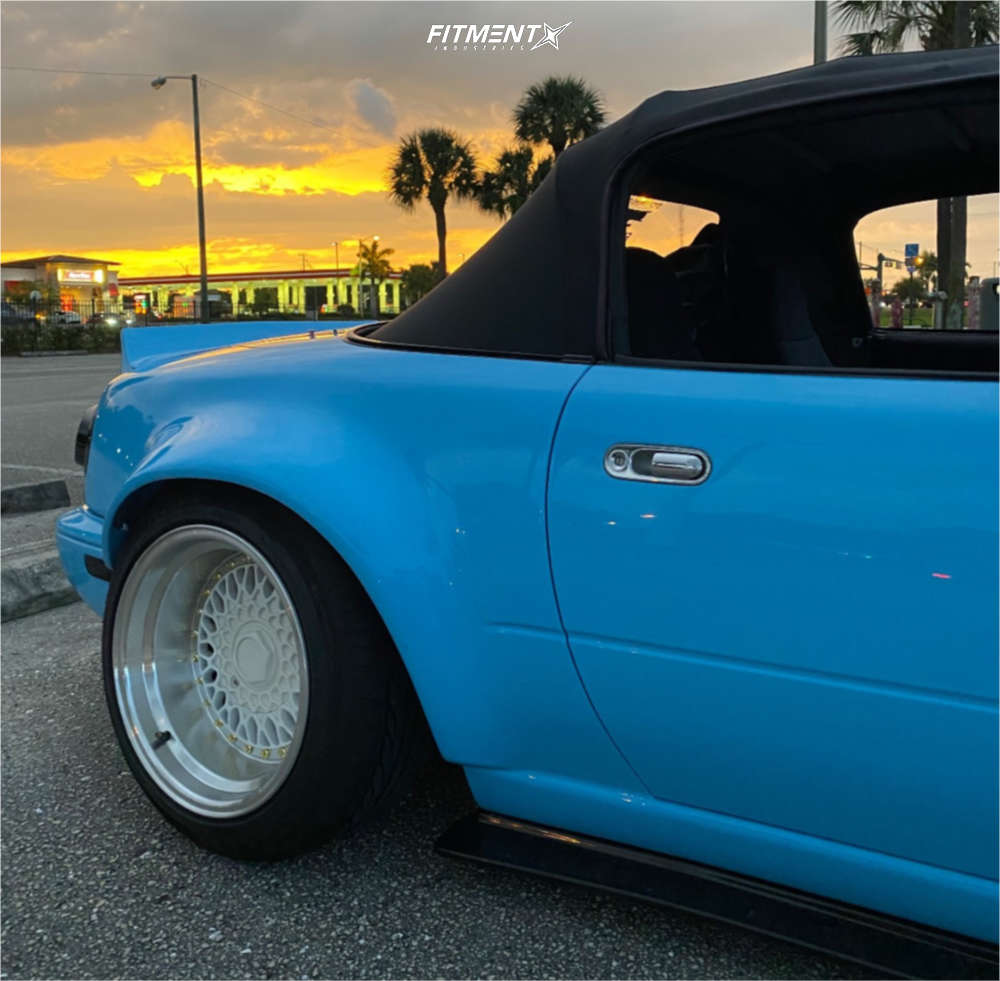 1993 Mazda Miata Base with 15x9 ESM 002r and Forceum 205x50 on ...