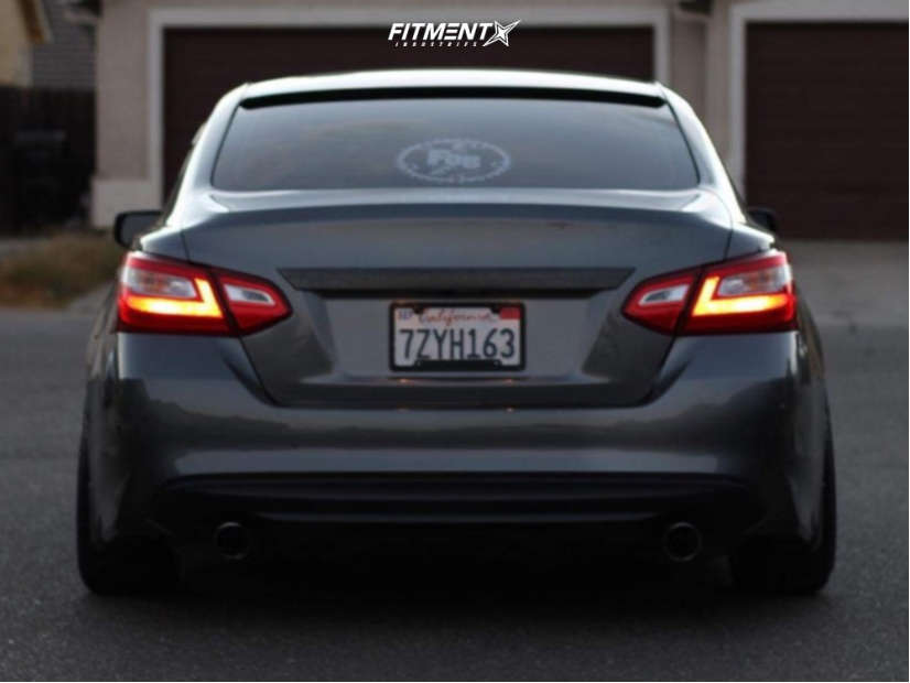 2016 Nissan Altima Base with 19x9 XXR 530d and Lionhart 225x35 on ...