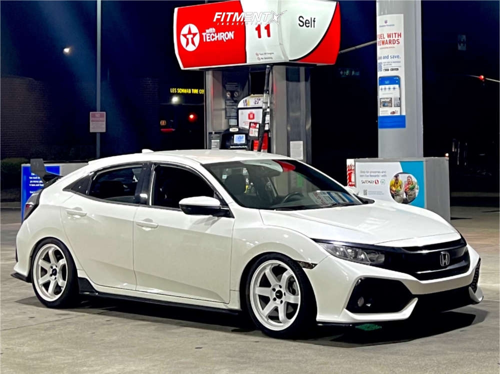 2017 Honda Civic Sport with 18x8.5 AVID1 Av6 and Continental 235x40 on ...
