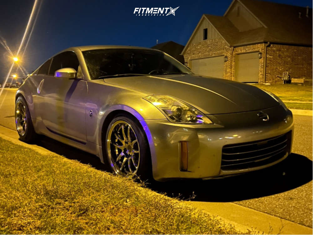 2006 Nissan 350Z Touring with 18x9.5 Aodhan Ds02 and Laufenn 245x55 on ...