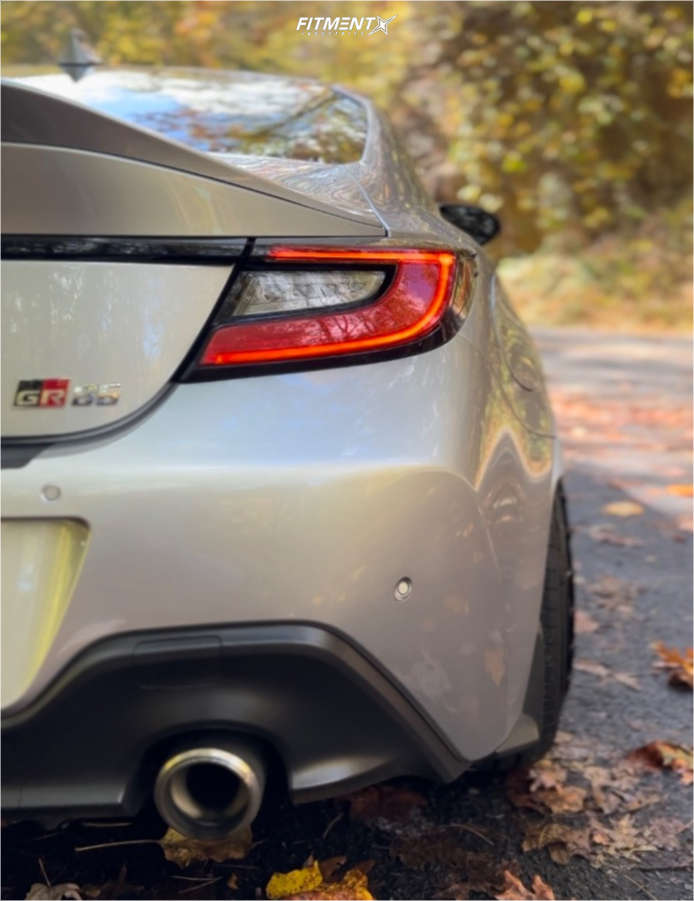 2022 Toyota GR86 Premium with 18x8.5 Rotiform Rse and Michelin 225x40 on Stock Suspension ...