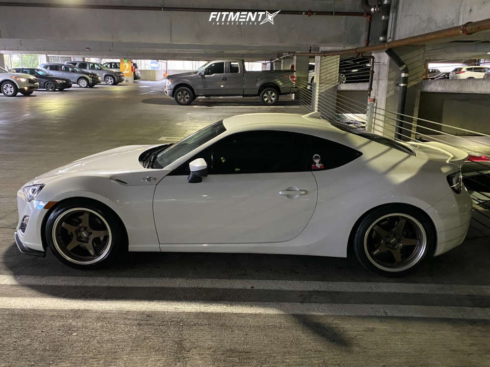 2015 Scion FR-S Base with 18x9.5 ESR Ap5 and Michelin 245x35 on ...