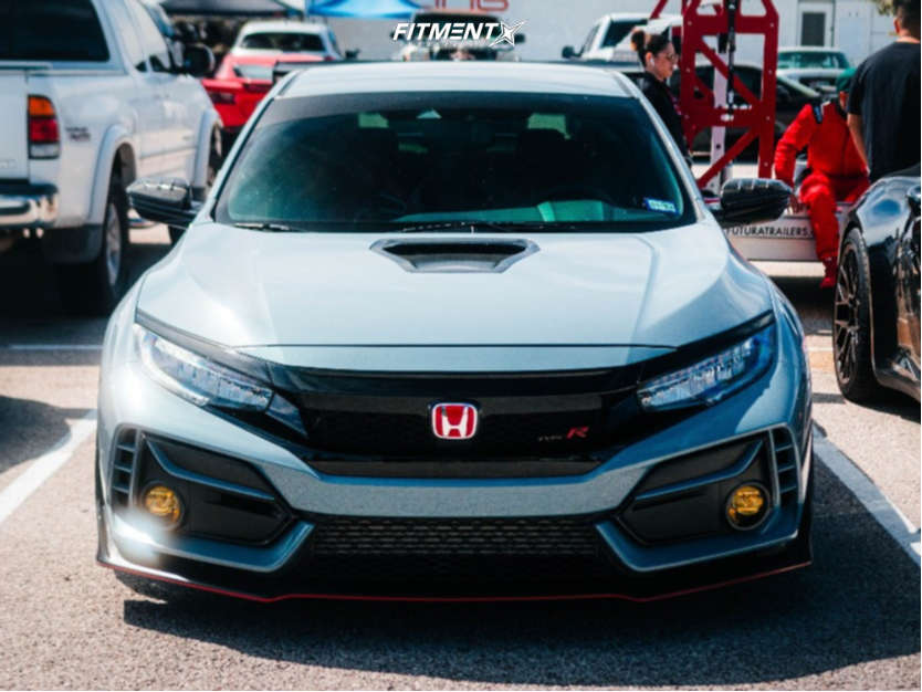 2021 Honda Civic Type R with 18x9.5 Advan Racing Tc4 and Toyo Tires ...