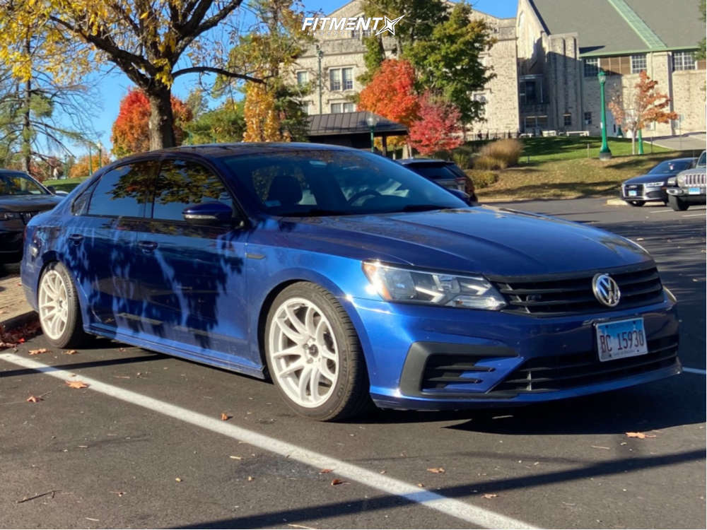 2017 Volkswagen Passat R-Line with 18x9.5 Vors Tr4 and Michelin 245x40 ...