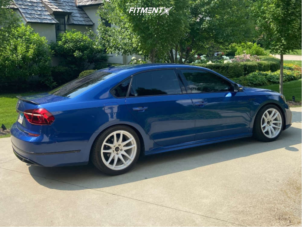 2017 Volkswagen Passat R-Line with 18x9.5 Vors Tr4 and Michelin 245x40 ...