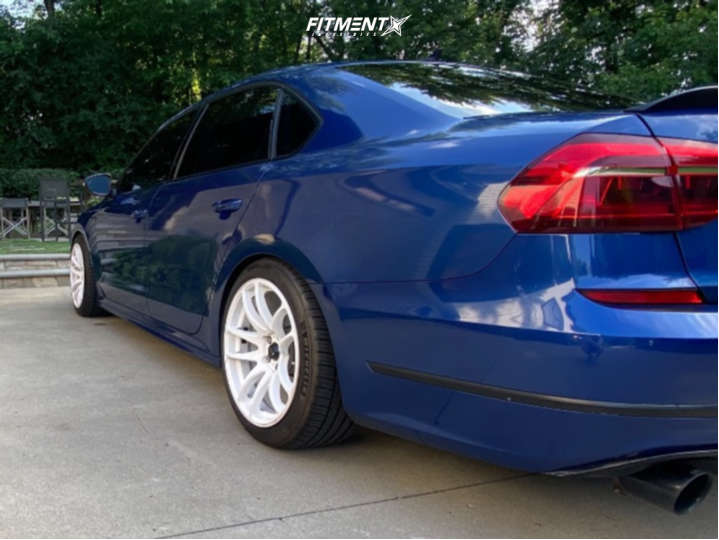 2017 Volkswagen Passat R-Line with 18x9.5 Vors Tr4 and Michelin 245x40 ...