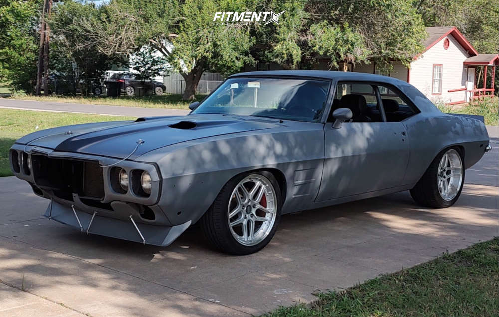 1969 Pontiac Firebird 400 with 18x8.5 ESR Cs15 and Toyo Tires 245x40 on ...