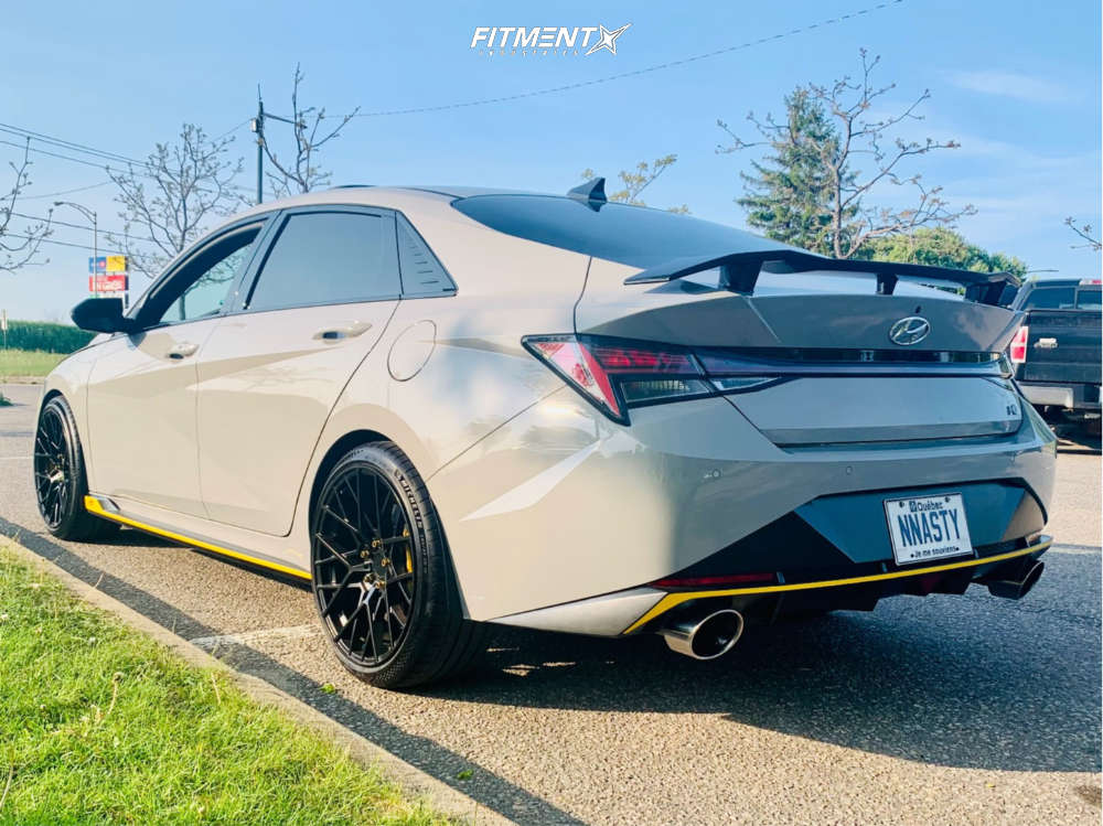 2022 Hyundai Elantra N Base with 19x9.5 TSW Sebring and Michelin 245x35 ...