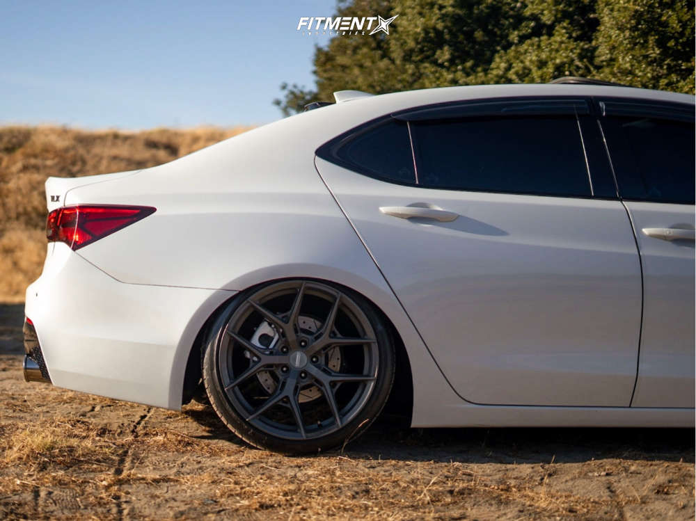 2015 Acura TLX Base with 20x9 Vossen Hf5 and Atlas 235x25 on Air ...