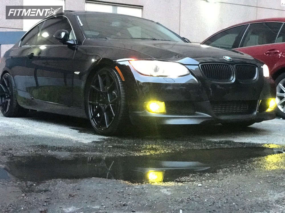 2008 BMW 335i Base with 19x8.5 Rotiform Kps and Hankook 225x35 on Stock ...