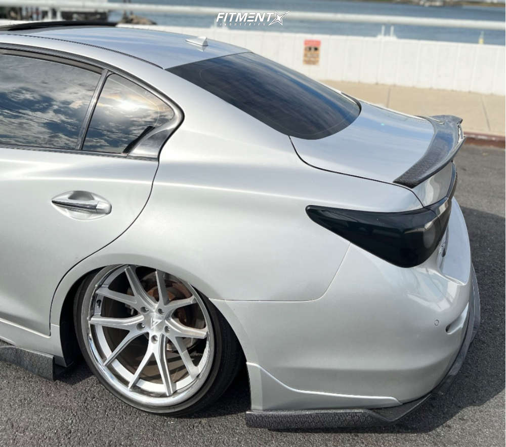 2016 INFINITI Q50 Premium with 19x10.5 Ferrada Fr2 and Michelin 235x35 ...