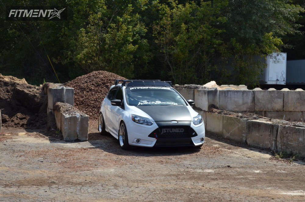 2013 Ford Focus ST with 18x8.5 Rebel Devil Customs and Hankook 245x35 ...