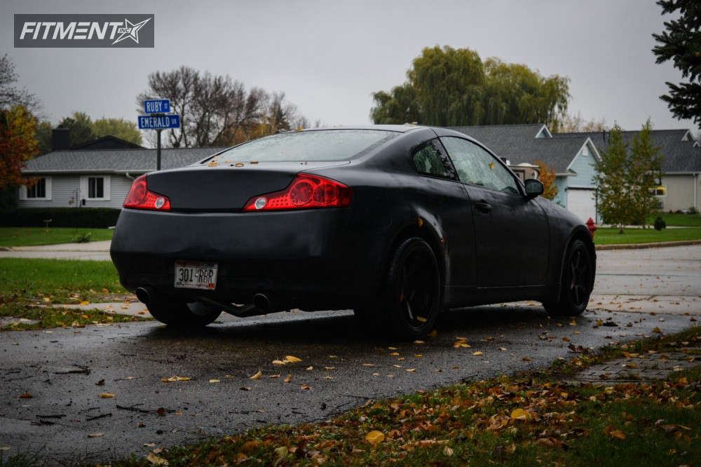 2004 INFINITI G35 Base with 18x9.5 Varrstoen Es2 and Hankook 245x35 on ...