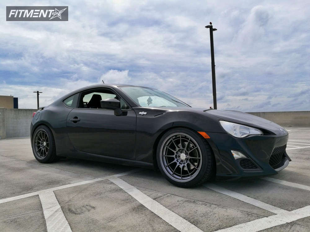 2013 Toyota 86 Base with 18x9.5 Enkei Nt03 and Hankook 255x35 on ...