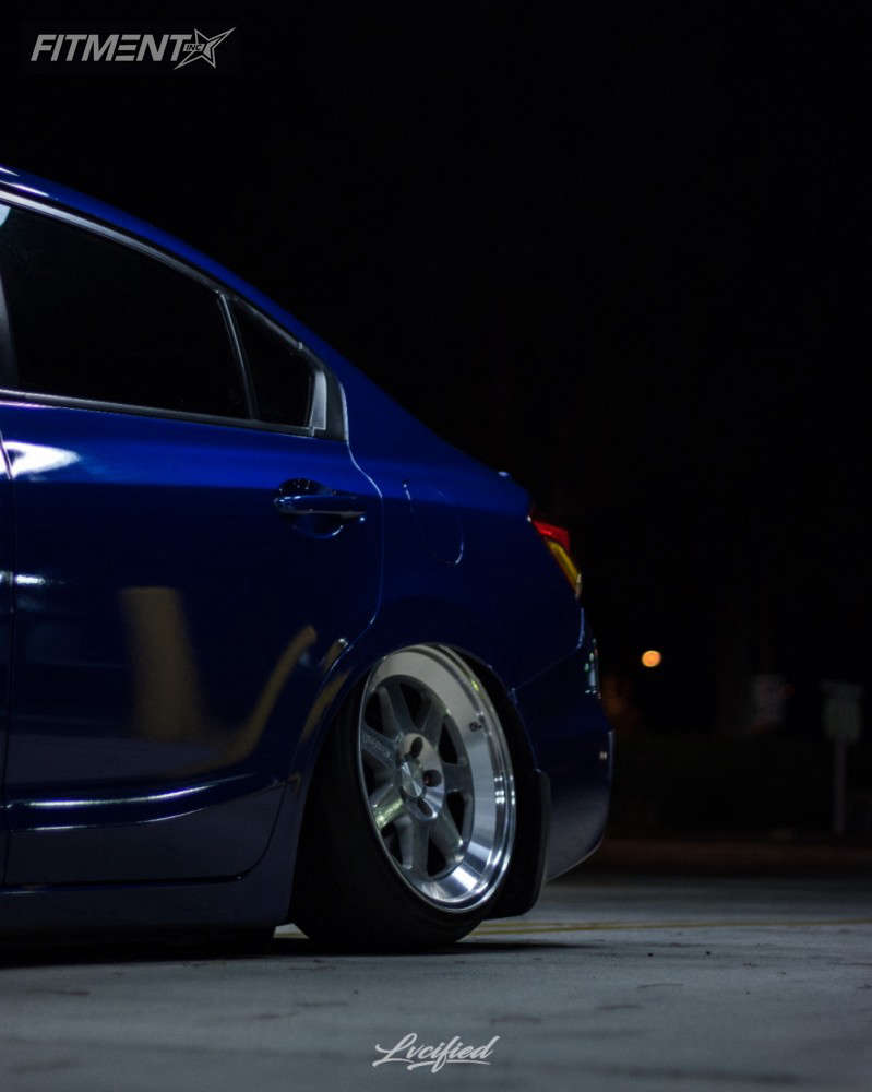 2013 Honda Civic Si with 17x9 Klutch ML7 and Delinte 205x45 on Air ...